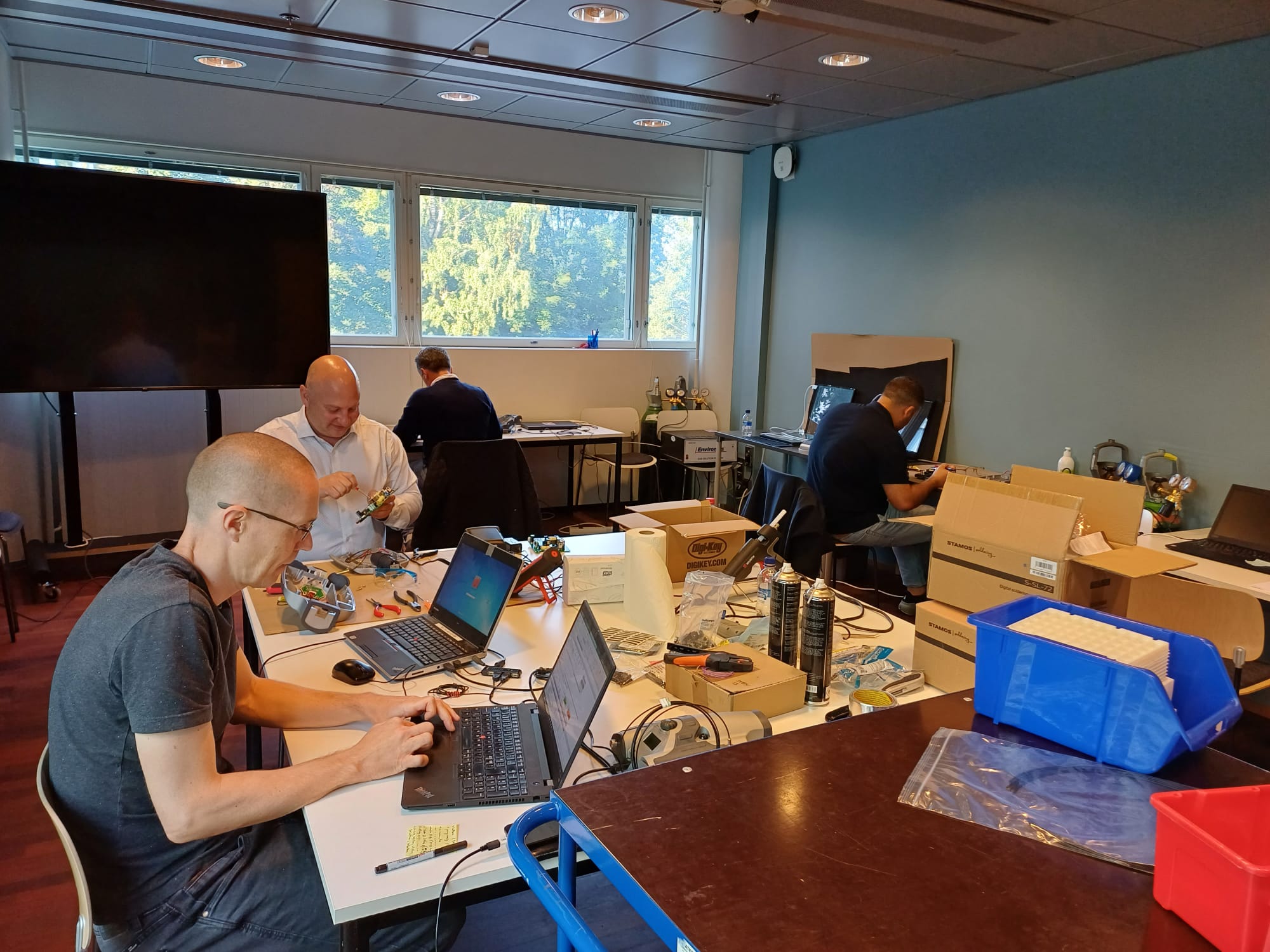 Elegant IG: Calibration Center for Sparklike Handheld™ in Australia